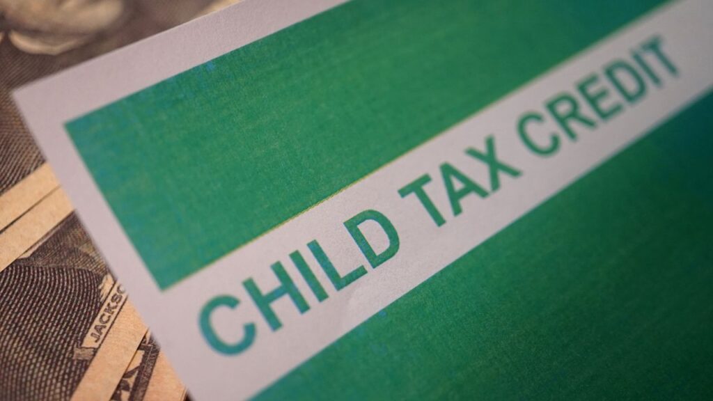 Child Tax Credit 2025–2026: Income Limits, Monthly Payments, and Refund ...